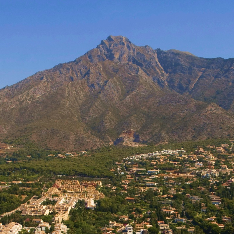 Marbella: senderismo y multiventura en la Senda de los Monjes y el ...
